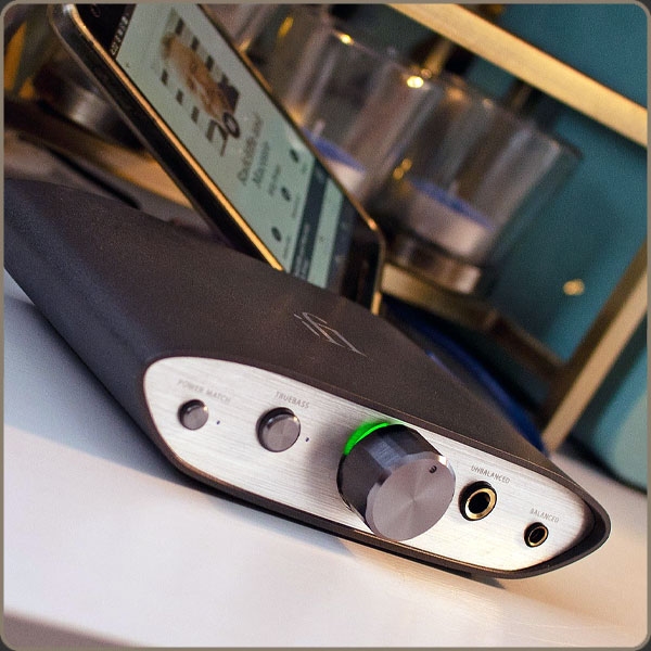 iFi Audio Zen DAC V2
